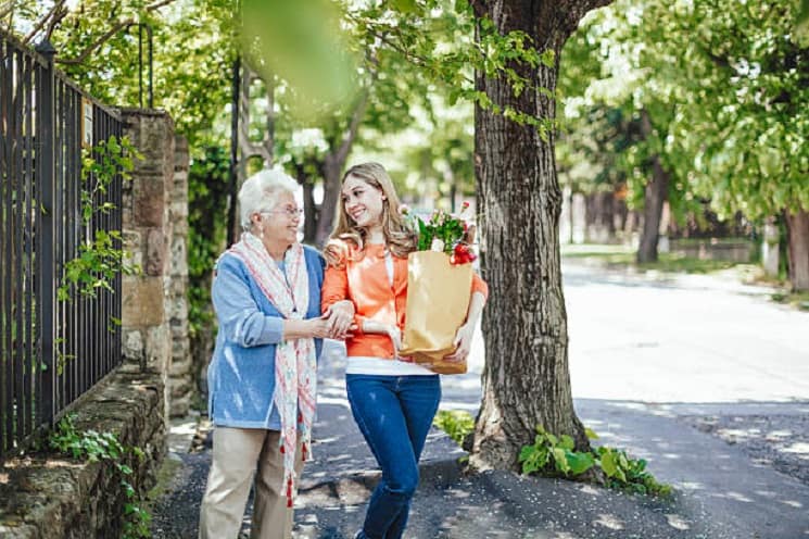15 Best Errand Services For Seniors (Elderly Favorites) - Suddenly Senior